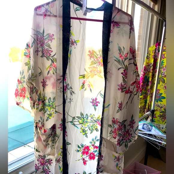 Time and Tru | Other | White Floral Robekimono Size Women Large 1214 ...